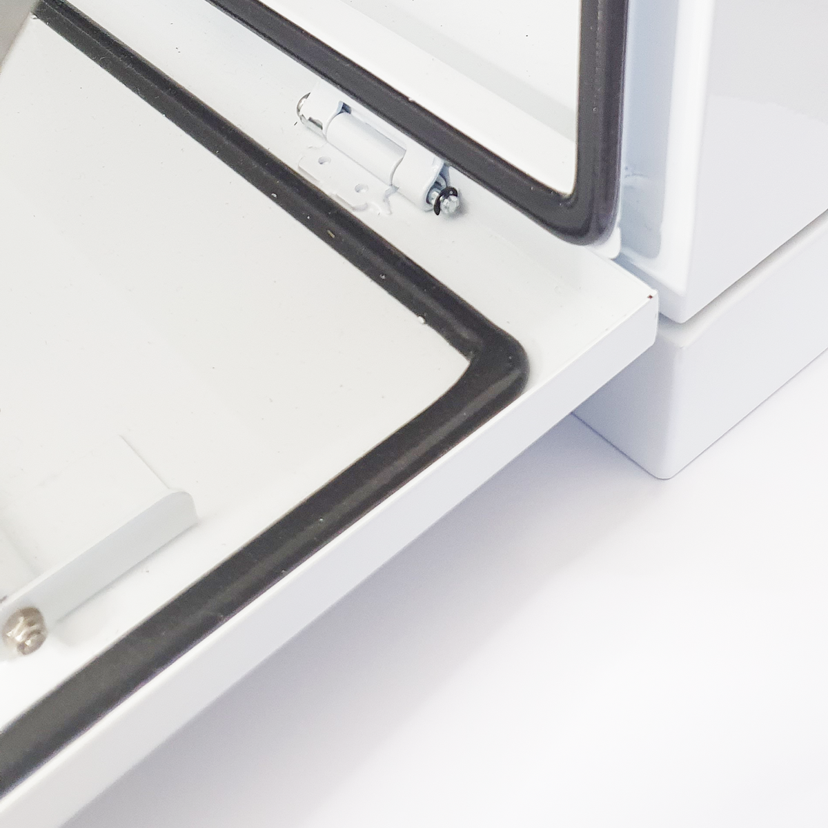 Vertical Wall Mount Security Cabinet - Outdoor. — Video Alarm Technologies