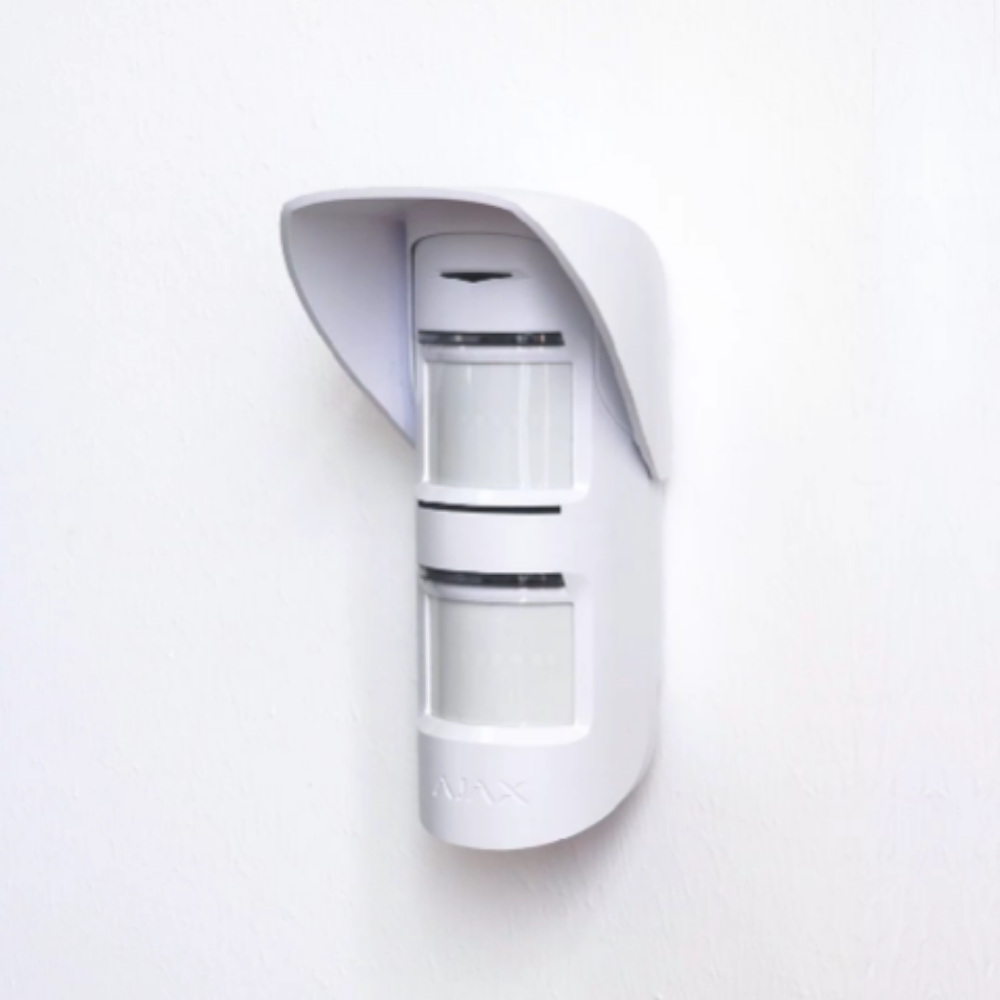 Hood for MotionProtect Outdoor protects sensors of the anti-masking sy ...